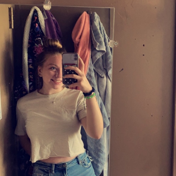 Abbie’s closet's Closet (@abbie2891) | Poshmark